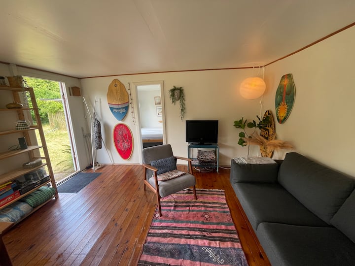 Hyggeligt æLdre Sommerhus 100m. Fra Lækker Strand. - Gilleleje