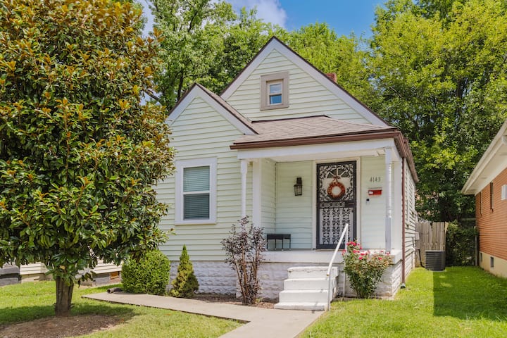 2bd, Charming Ideally Located Bungalow - Louisville, KY