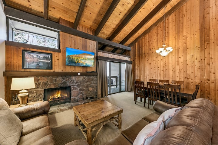 Family Tahoe Retreat Llv#401 Beach Ski Hike Gym - Stateline, NV