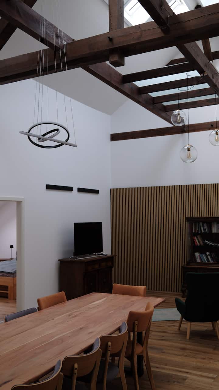 Dachgeschoss-loft - Stahnsdorf