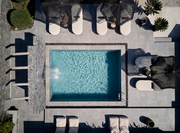 Beautiful 2-bedroom-apartment (Pool & Jacuzzi) - Santorini