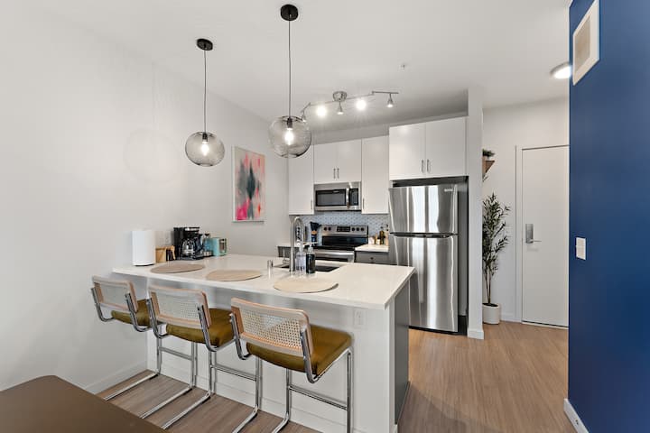 Nico Apartments - 5th Floor - 1 Br 1 Bath | Gym - Minneapolis, MN