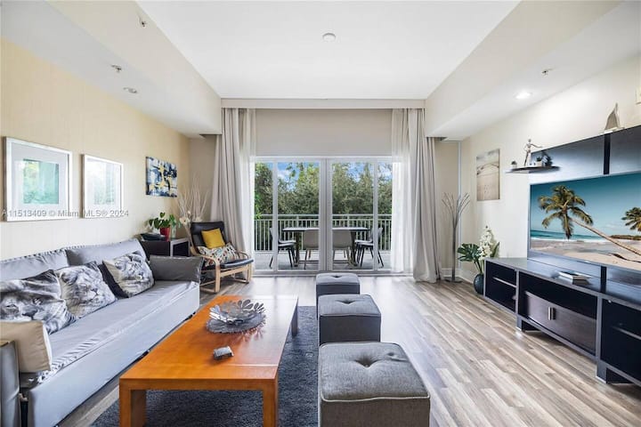 Doral 3 Bdrm Villa In Resort Walk To Cafe & Shops - Doral, FL