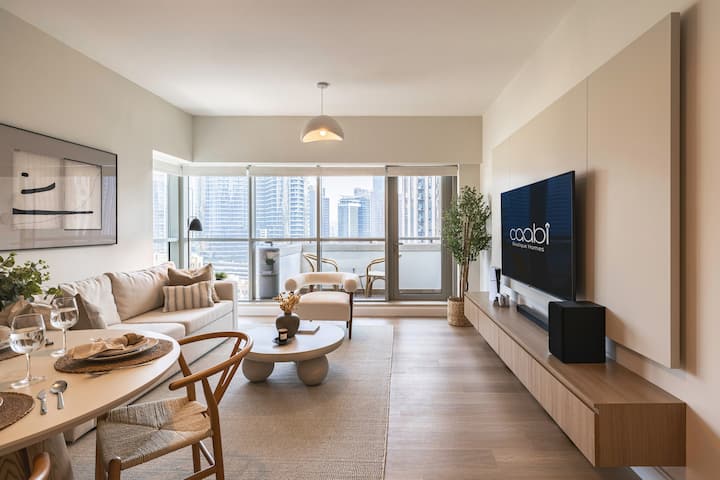 The Designer Downtown Suite | Near Burj Khalifa - Dubai