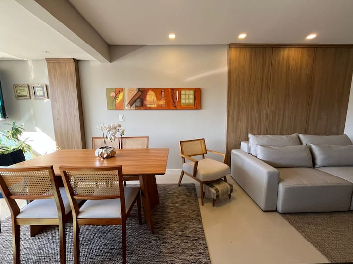 "Entre O Sol E A Roda-gigante" - Balneário Camboriú