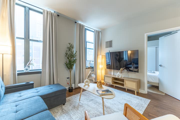 Rittenhouse Square 2br | Cozy Japandi Style | 608 - Philadelphia, PA