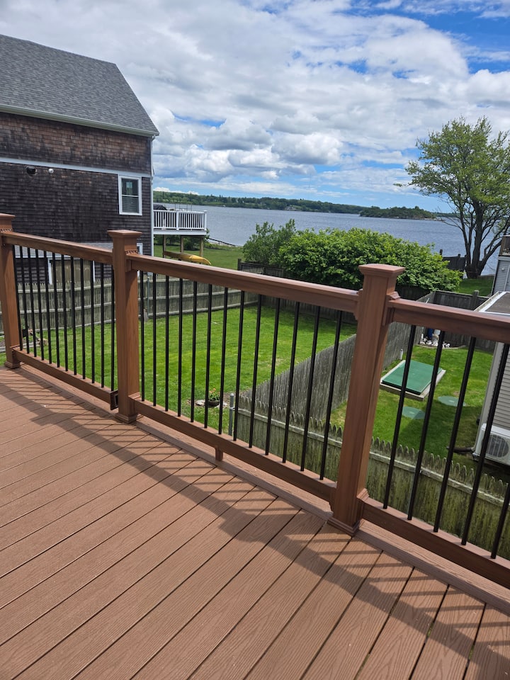 The Roost- Steps To Beach & Incredible Water Views - Tiverton, RI