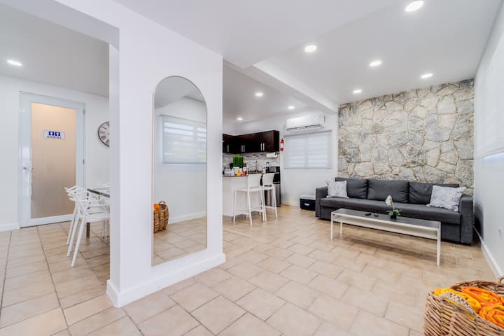 Pelican House 134b On Isla Verde Beach - San Juan