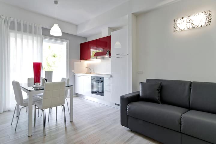 Bilocale Con Balcone - Misano Adriatico