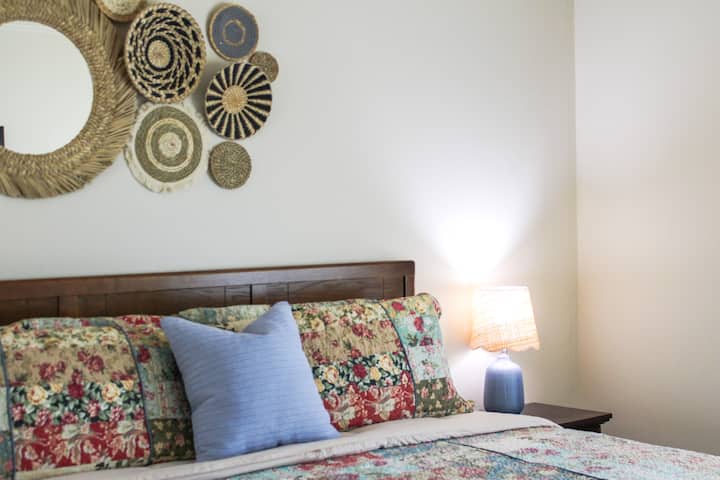 Desert Cottage W/ Mountain Views - Borrego Springs, CA