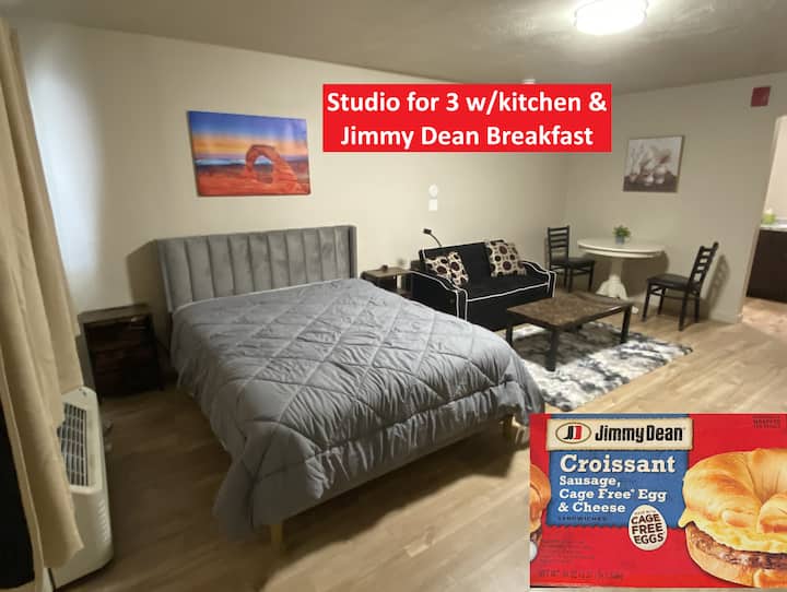 Studio For 3 W/kitchen And Jimmy Dean Breakfast - Green River, UT