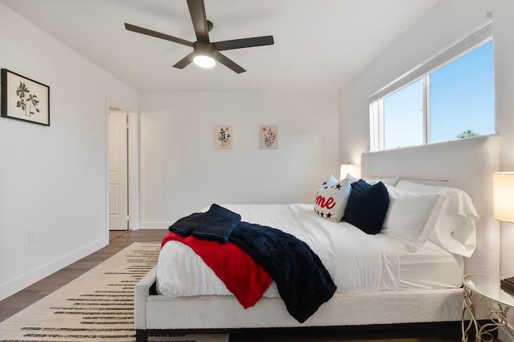 5 Min From Phoenix Sky Airport/free Parking/wifi - Paradise Valley, AZ