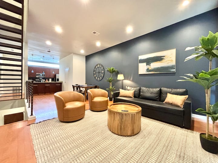 Private Garage-fast Wifi- King Beds - Memphis, TN