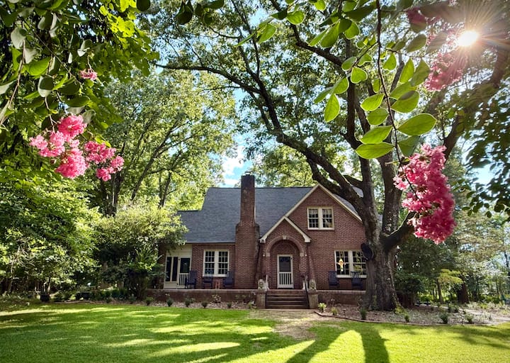 Tuckaway Retreat - Lake Wylie, SC