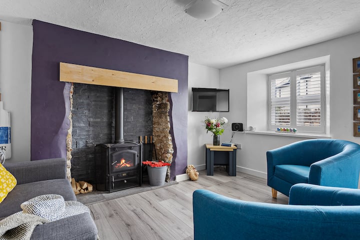 2 Bed Cottage, Central Braunton Nr Surf Beaches - Barnstaple