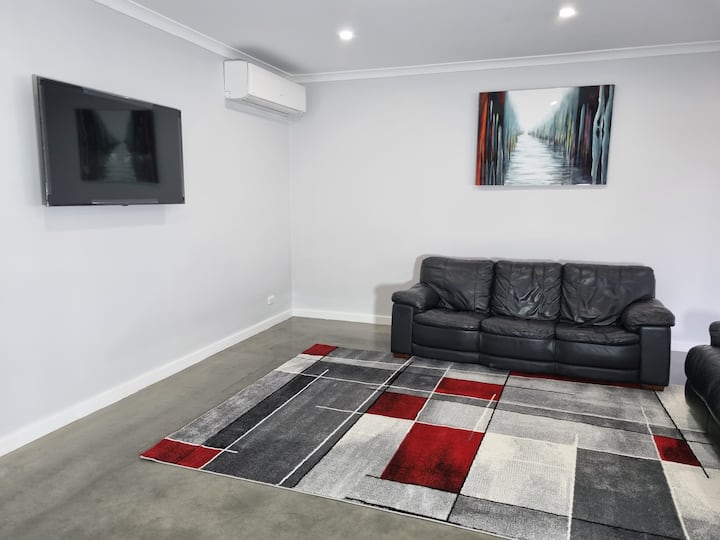 City View - Close To Airport - Greenmount