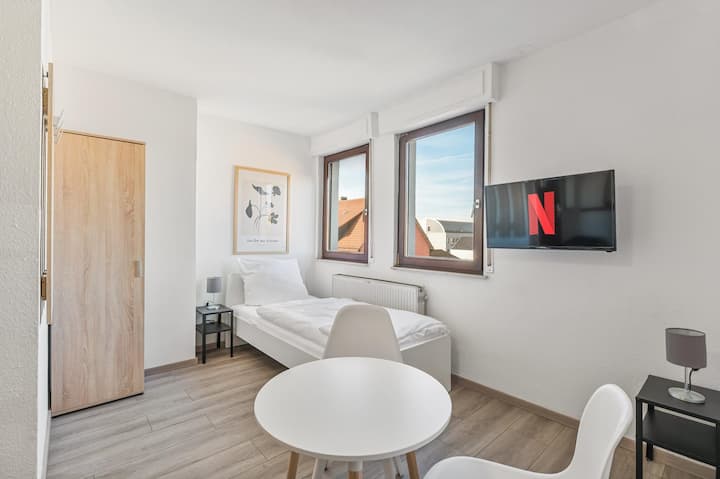 Cheap Worker Doubleroom Without Kitchen - Heilbronn