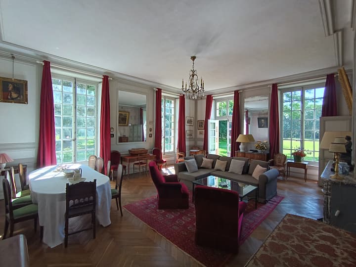 Grande Maison Xviiie Avec Parc - Francia