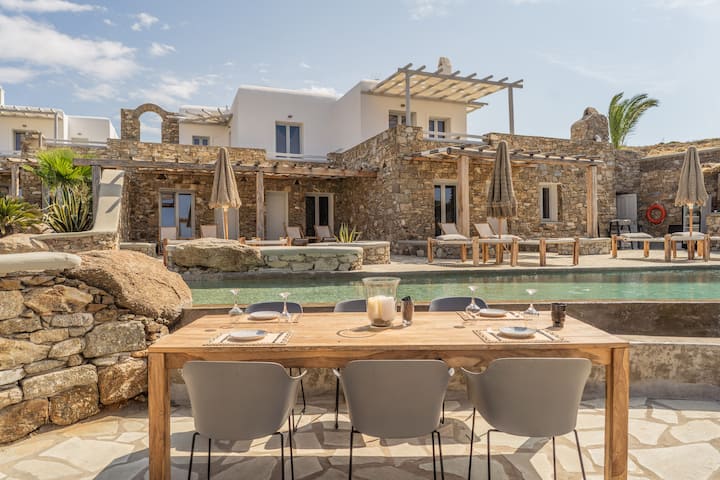 Santa Maria Garden View Suite - Mykonos