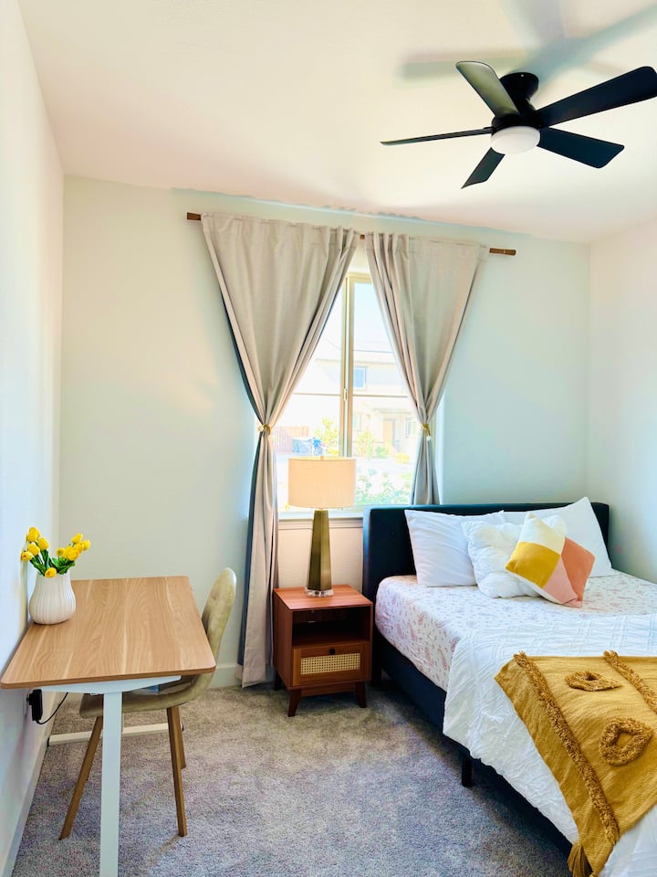 Cozy Room + Private Bath In Roseville, Ca - Roseville, CA