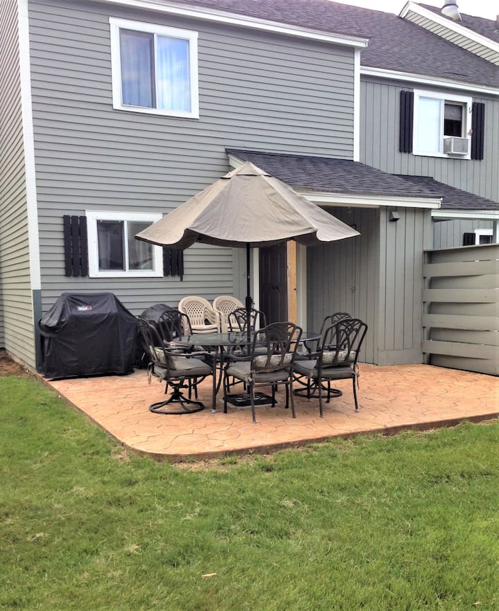 4 Bedroom Condo Alpine Village A/c Health Club Inc - Loon Mountain, NH