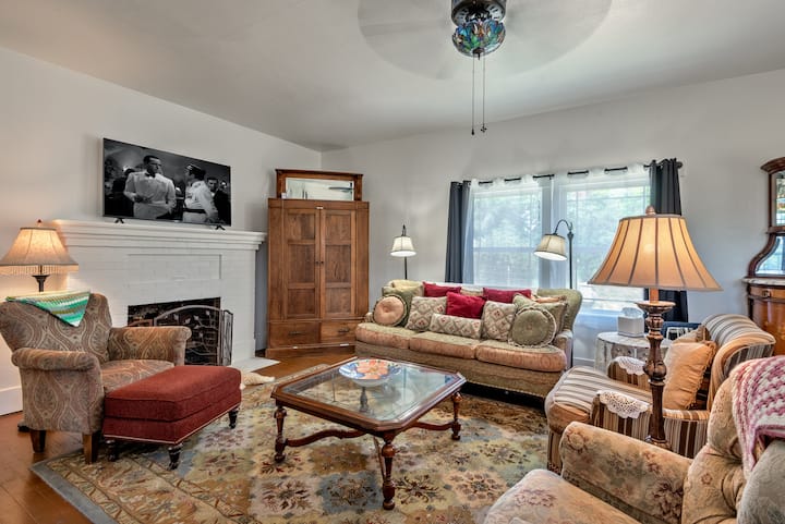 Fragrance Free, 1930 Craftsman Farmhouse W/acreage - Santa Rosa, CA