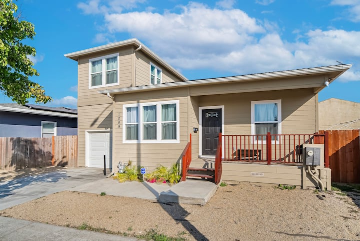 Massive 7br Home In Hayward, Ac/ Free Parking - 希活