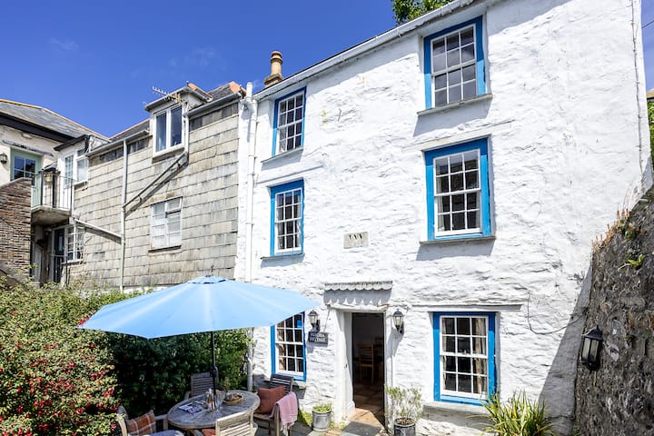 Pretty Cottage With Courtyard - Central Port Isaac - Port Isaac