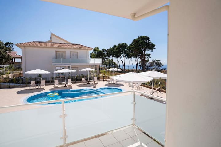 Couples' Retreat With Sea & Pool, No Car Needed - Tropea