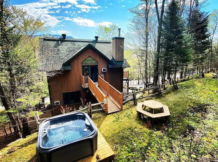 Gorgeous Loft W/ Hot Tub Near Lake And Ski Village - Mont-Tremblant