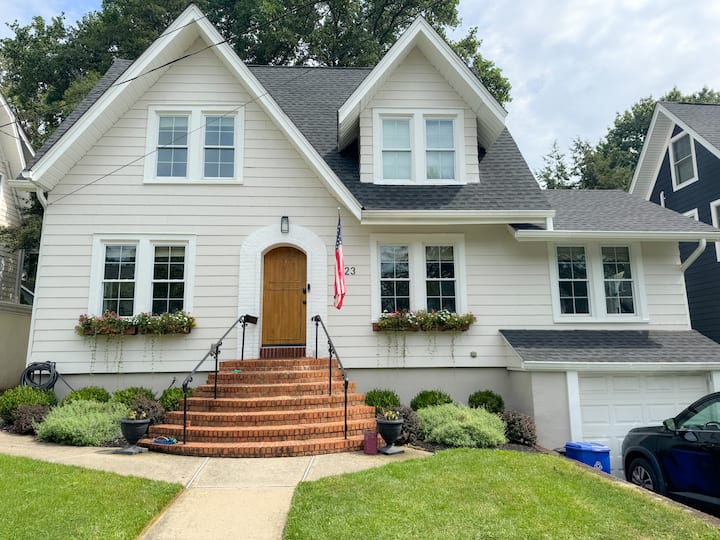Your Home For The World Cup! - Chatham, NJ