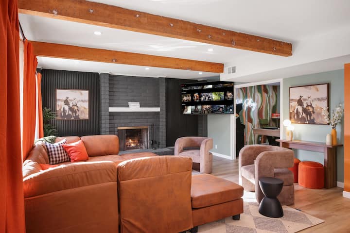 Heated Pool-game Room-fire Pit-hot Tub-mini Golf - The Sanctuary - San Antonio