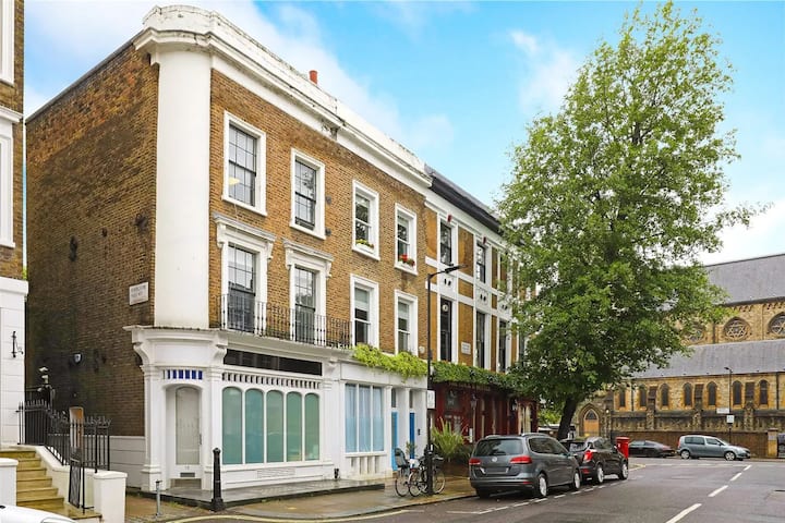 Notting Hill Garden Flat: Stylish 2-bed Retreat - Notting Hill