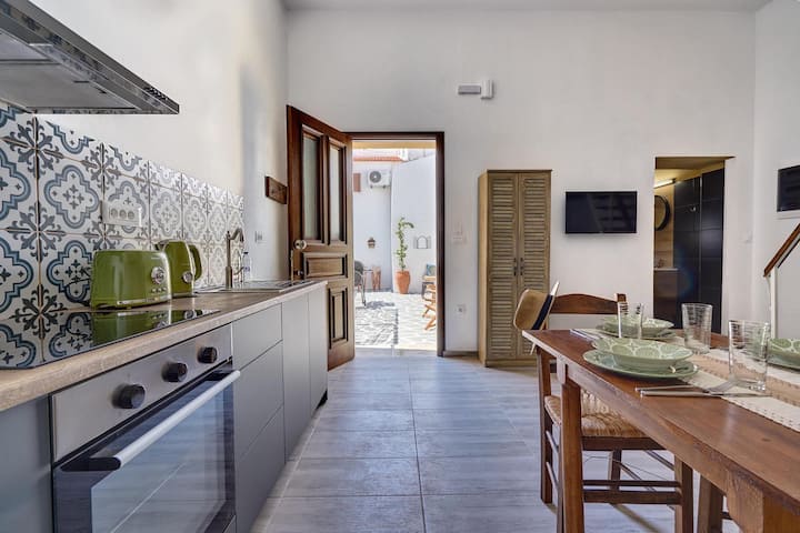 Vasileios Moments-eva - Rhodes