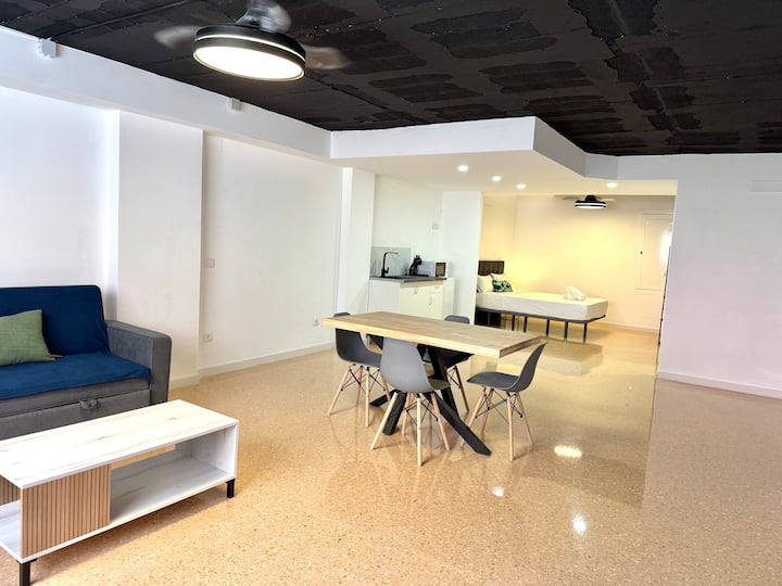 Deshoras Apartments - 103 -