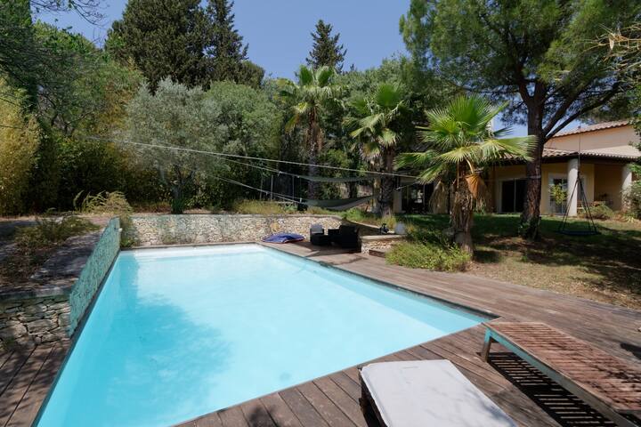114- Villa Harmonia, 4chambres, Piscine, Clim - Nîmes