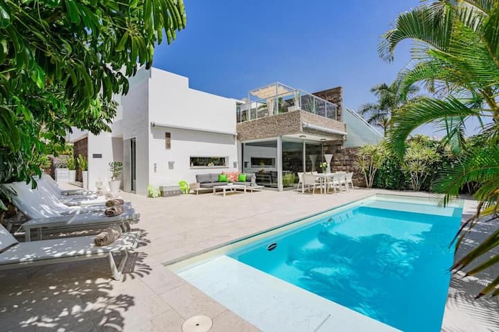 Amazing Villa For Holiday In Costa Adeje - Costa Adeje
