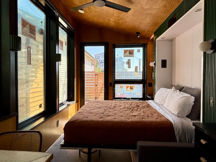 The Hollow – Stylish Tiny Living - Livingston, MT