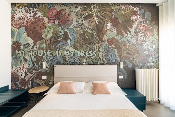 Mydress — Cosy Room With Balcony In Central Trani - Trani