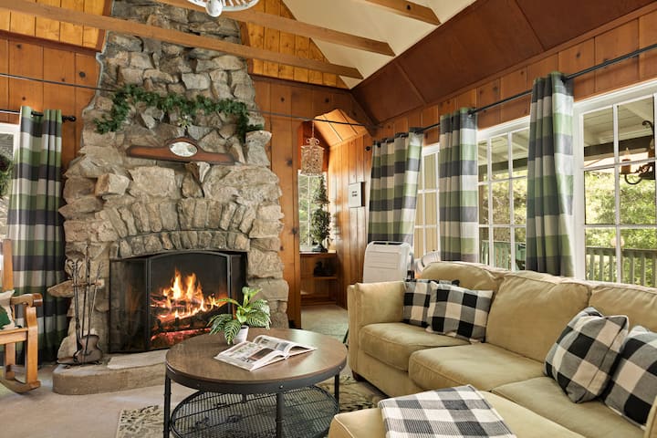 Crooked Cottage | Palapa | Outdoor Haven | Hammock - Lake Arrowhead, CA