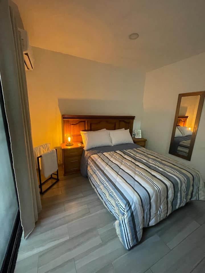 Departamento Entero En Villahermosa, Con Cochera. - Villahermosa