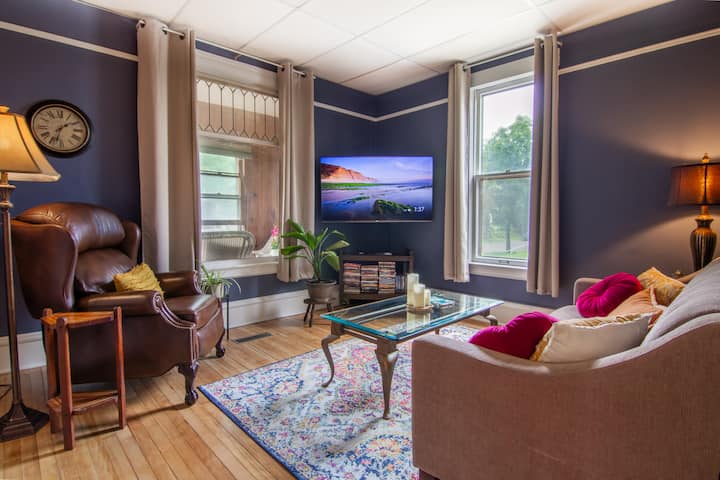 Vintage Charm, Next To Park, Mins To Dt/uofm - Minneapolis, MN