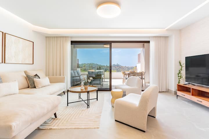 Adosado De Diseño Con Vistas Cerca De Puerto Banus - Istán