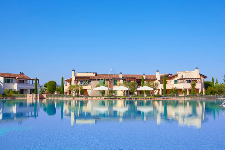 Resort Apartment - Piscine E Campi Sportivi - Peschiera del Garda
