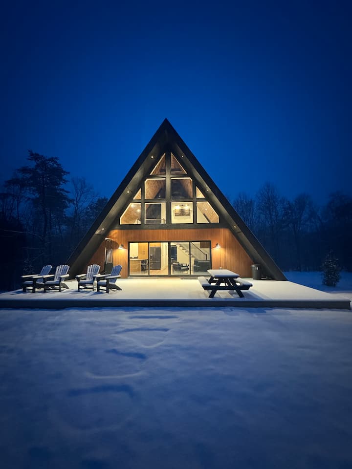 The Bear Cave-aframe/32 Acr/gym/sauna/bryce Passes - Virginia