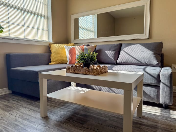 Rare Find: 6 Bedrooms W/ 12+ Beds And 2 Sofa Beds! - Gulfport, MS