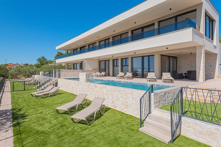 Aliara Panorama 1 Mit Privatem Pool, Mega Ausblick - Vodice
