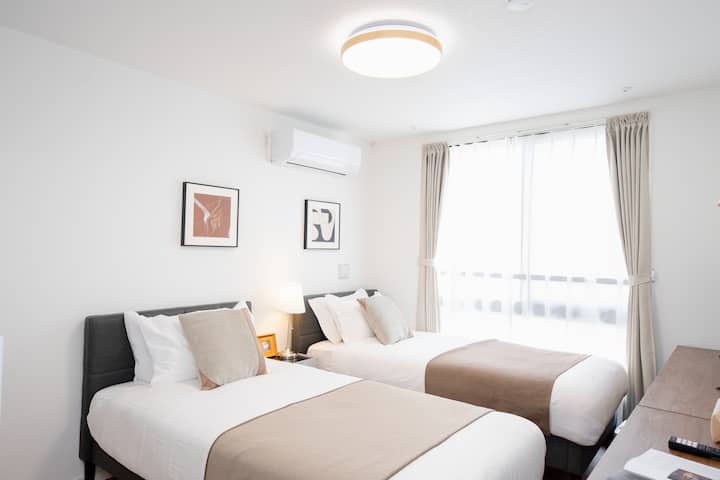 【松之谷601】新房促销!东京漫步好据点|浅草旁6楼公寓|适合轻装出行者:wifi/电视/厨房/空调 - Ueno