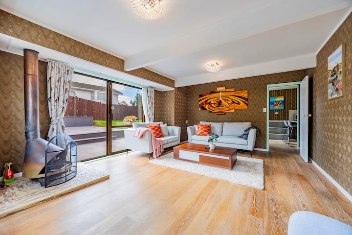 Vintage Vibe|fireplace|spacious|4parkings - Waiheke Island