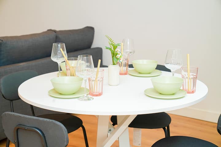 Modern 1br Apartment | Walk To City Center - Ghent (Belgium)